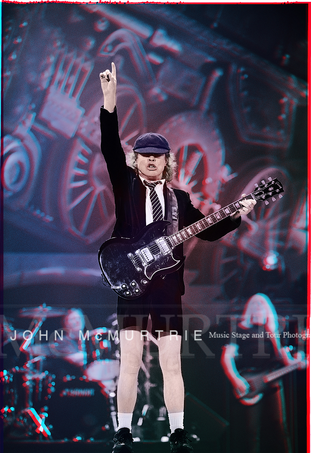 AC/DC ANGUS YOUNG 20″ X 16″ Limited Edition of 50 prints. | News from ...